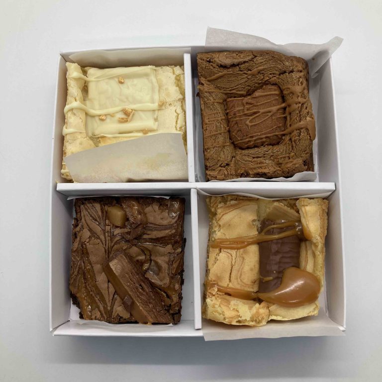 Mixed Blondies and Brownies Box (includes flavours containing nuts ...